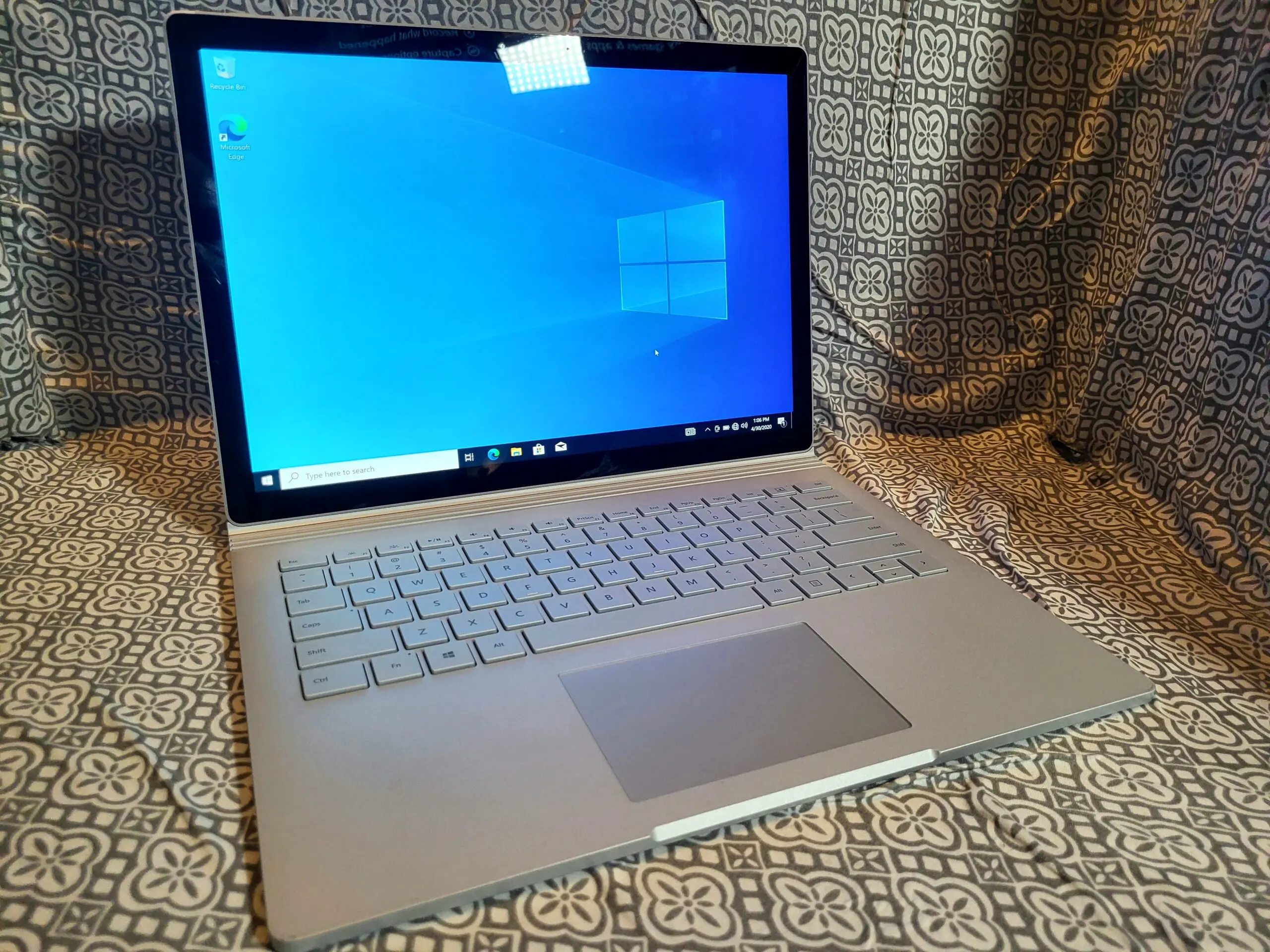 Microsoft Surface Book Laptop 128GB SSD, Intel I5, 8GB Ram